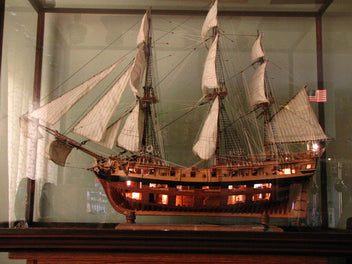 Enhanced Modeling: Explore Ship and Boat Models with LED Lights – Evan ...