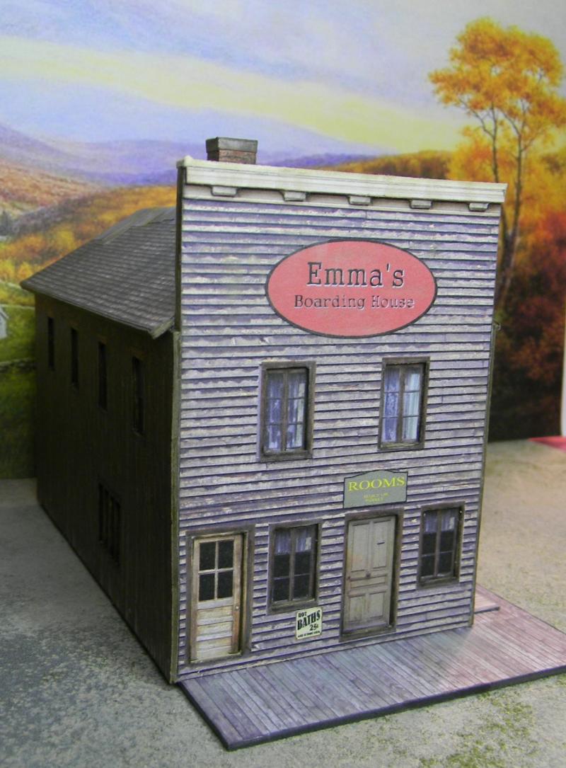 HO-Scale Rooming House Model | Built with Model Builder