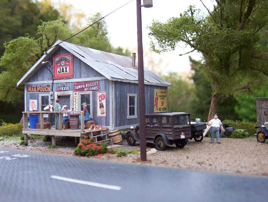 Roadhouse Model Build | Evan Designs