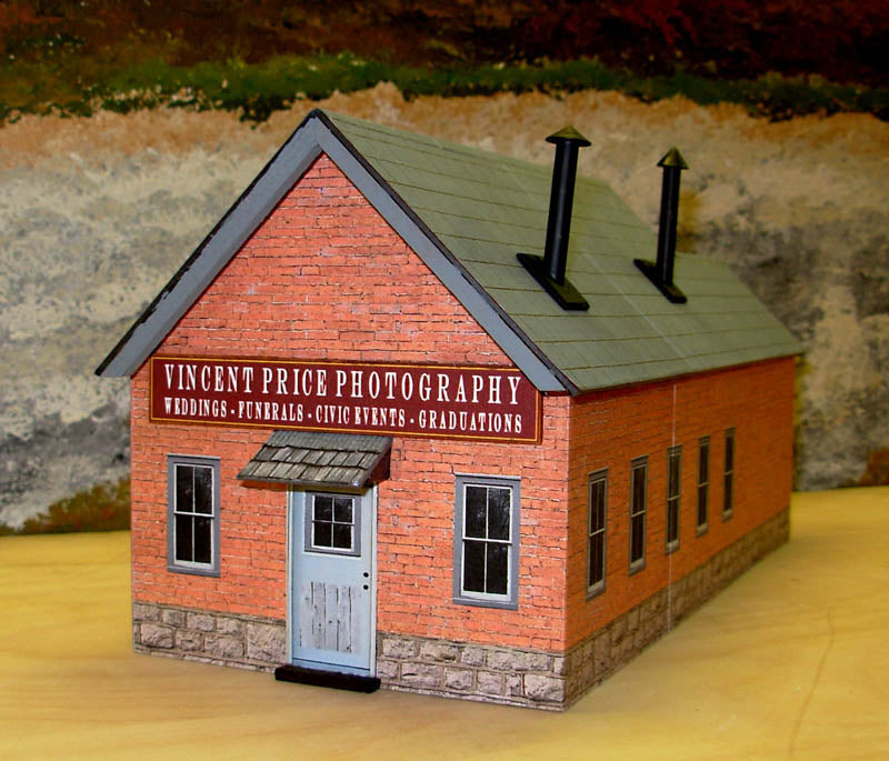 Vintage Photography Store in HO-Scale